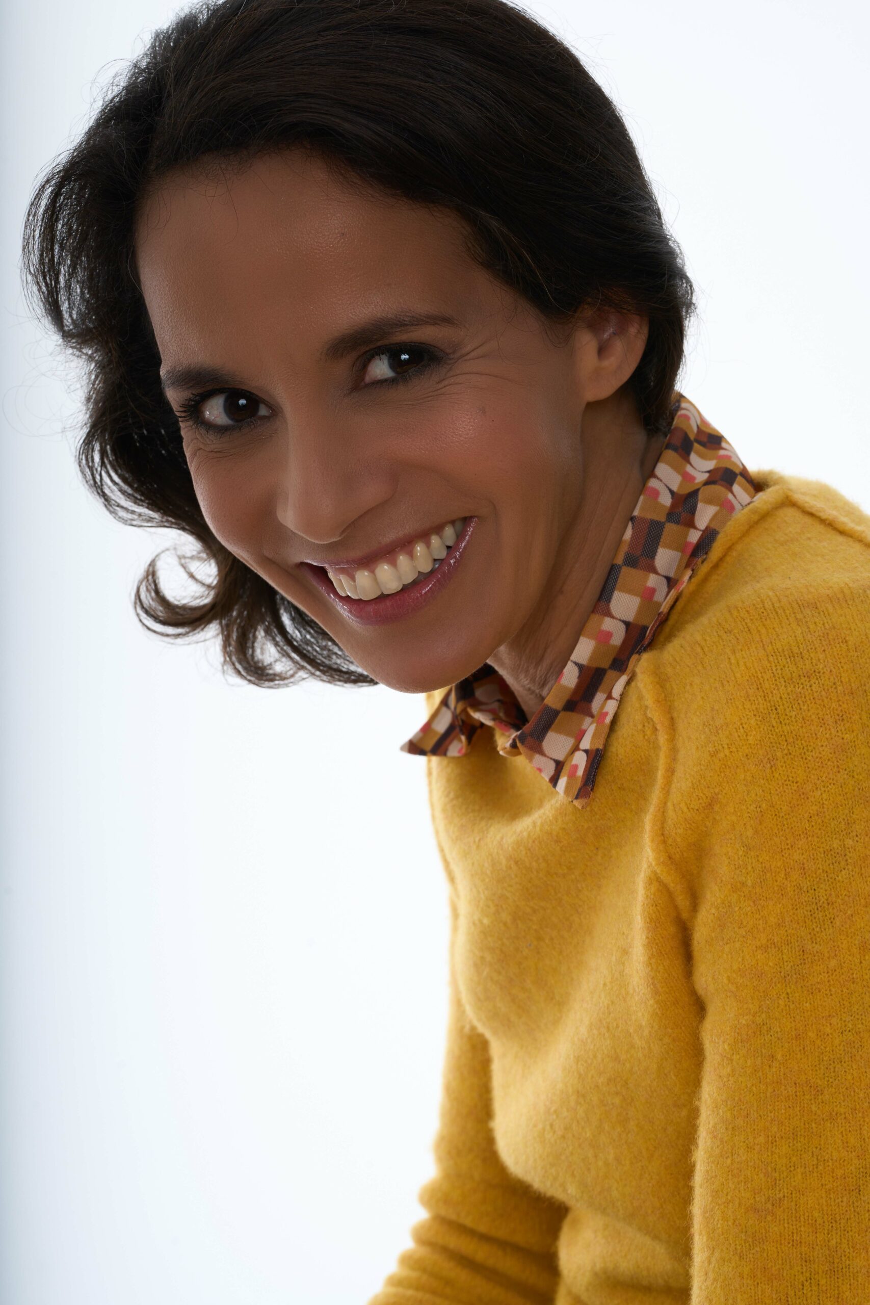 SOPHIA ARAM | Théâtre Antoine Watteau